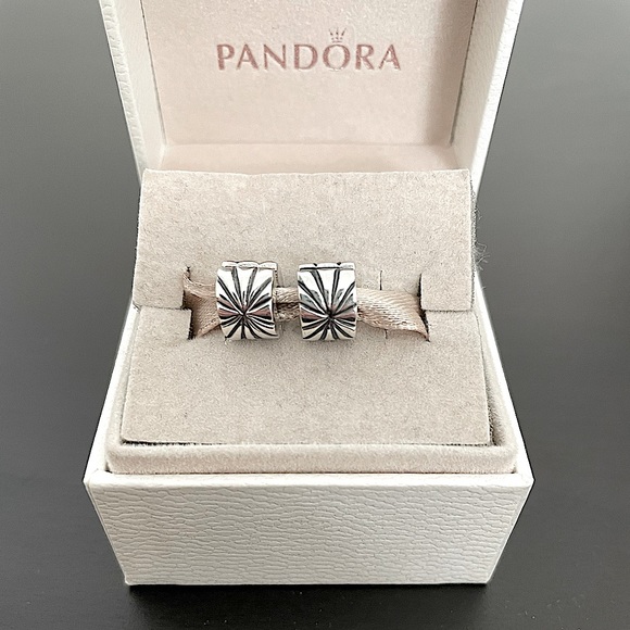 Pandora | Jewelry | Pandora Starburst Clips | Poshmark